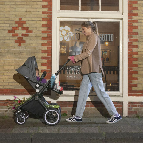 Bugaboo Lynx seat stroller Black sun canopy, black fabrics, aluminum ...